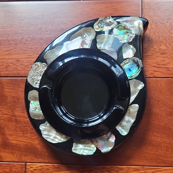Vintage | Accents | Abalone Shell Black Lucite Atomic Ashtray Vintage ...